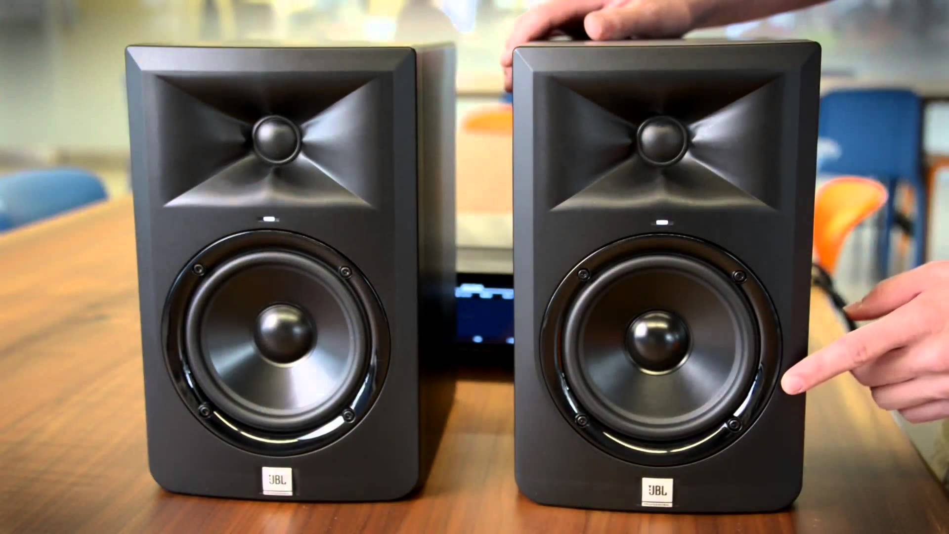 5 Best Studio Monitors For Your Home Studio In 2018 - Creative Tech Lab